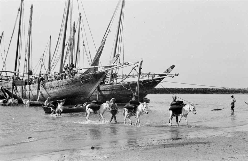 About Us - Joan Al Kuwait